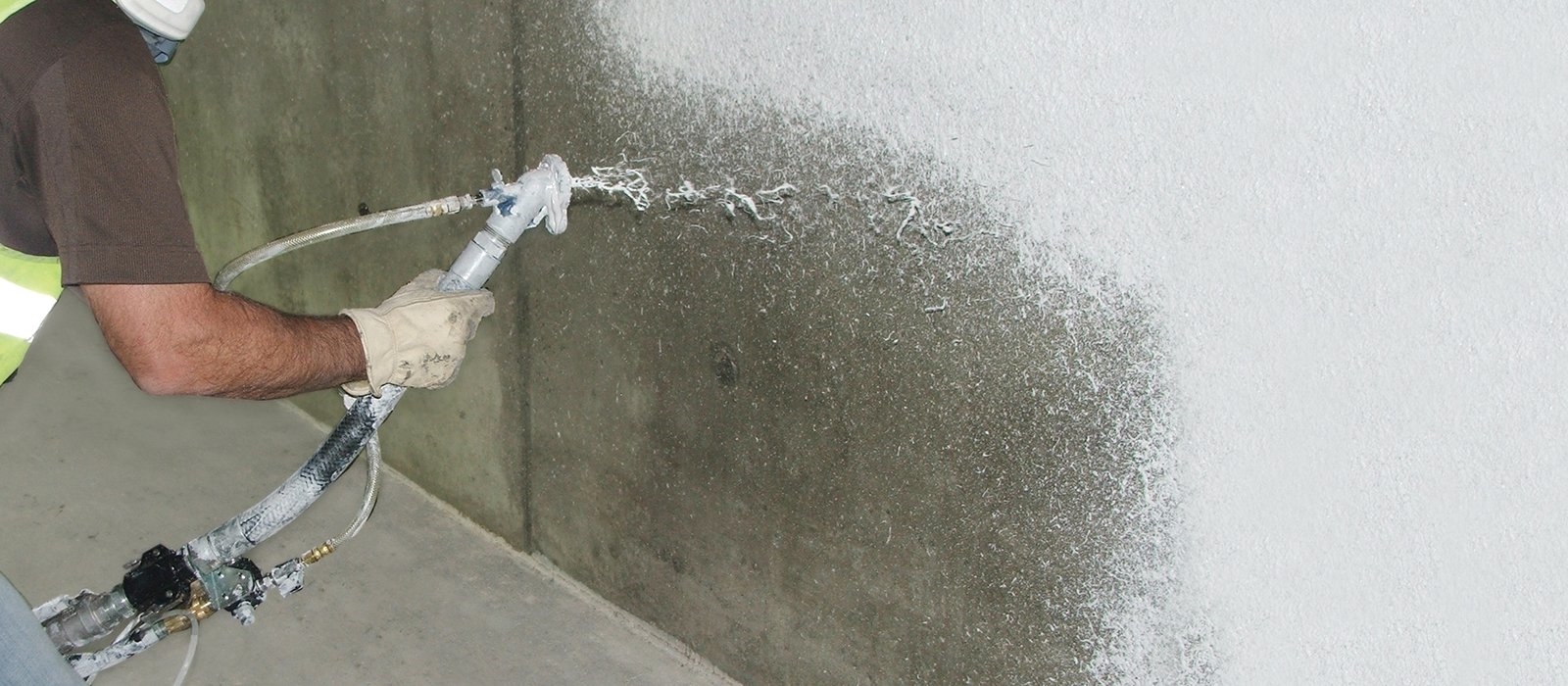 Stucco & EIFS Sprayers – Plaster Sprayers & Pumps